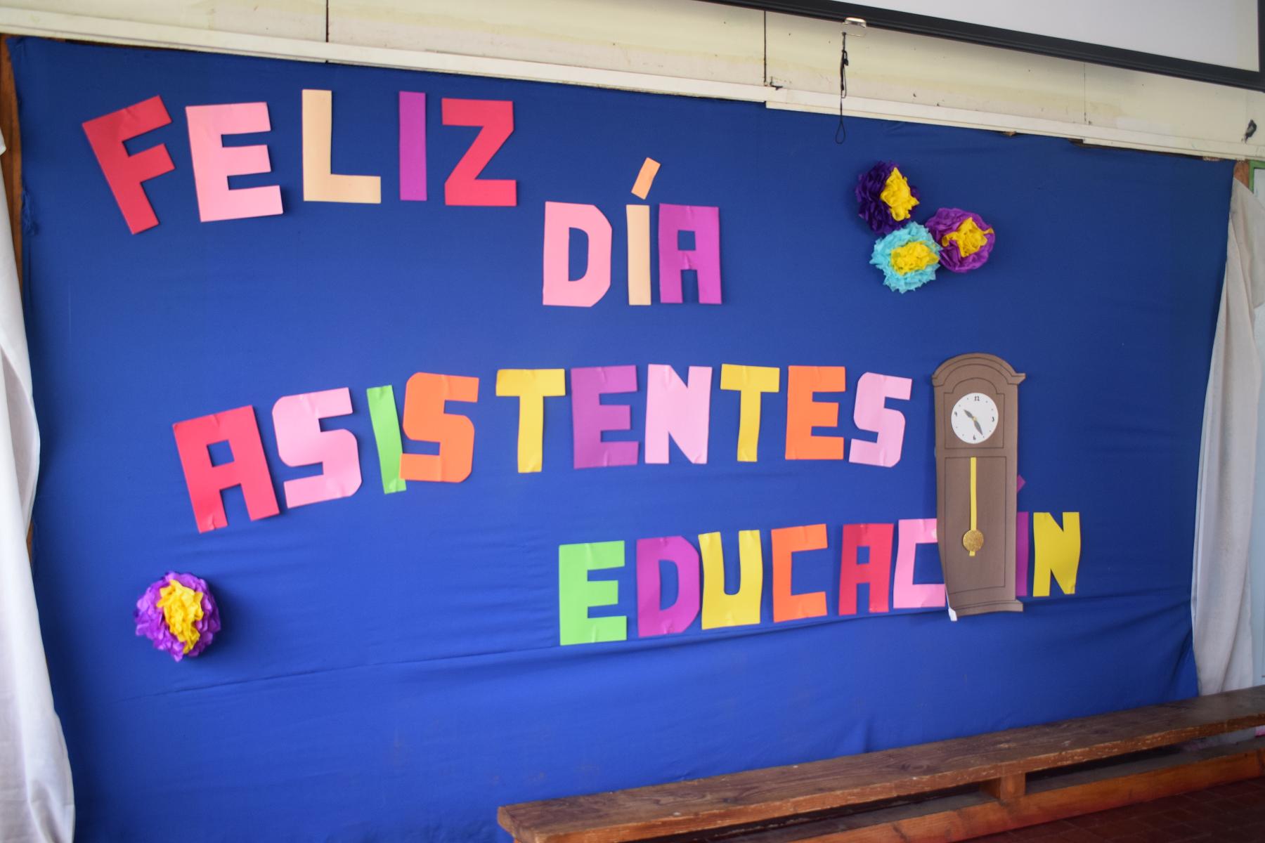 Día del Asistente de la Educación - ESCUELA ESPECIAL ÑIELOL